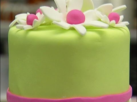 Cake Decorating: Fun With Fondant | Cooking 2012 Tips