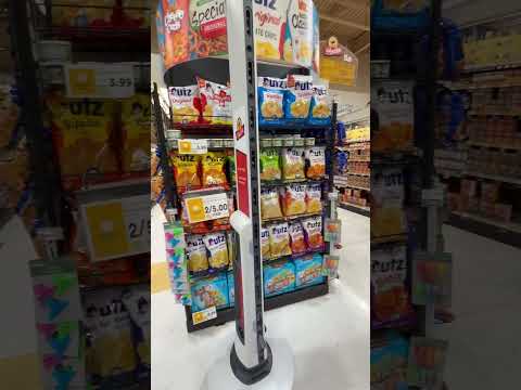 Shoprite Supermarket available Robot Helper ๐ฎ to help customers to find their needs #shoprite