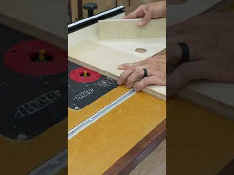 Why Didn't I Think Of This SUPER SIMPLE Router Table Jig? #Shorts