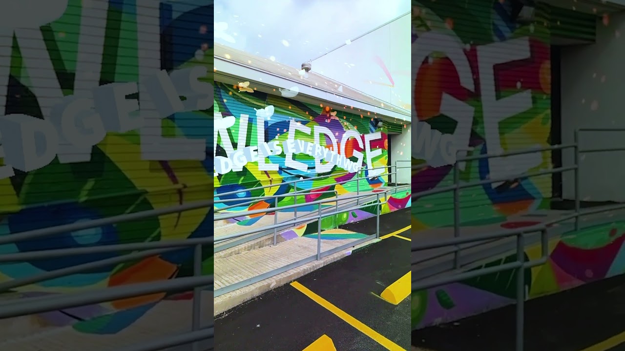 Interactive Mural📱