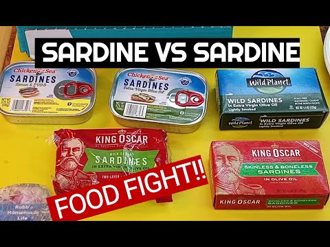 Sardine Showdown: King Oscar vs. Chicken of the Sea FOOD FIGHT! Olive Oil Packed Sardines Comparison