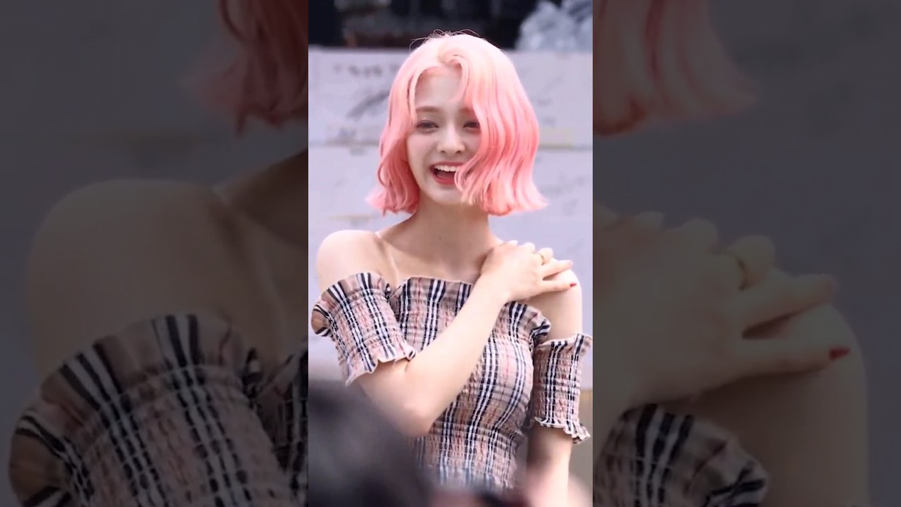 OMG she's so pretty Nagyung #kpop #fromis_9 #nagyung