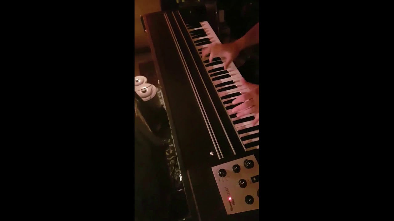 Clavinet E7