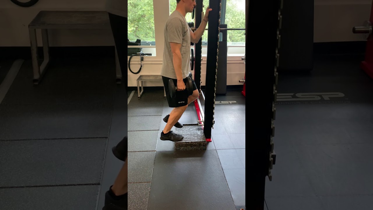 SL bent knee calf raise