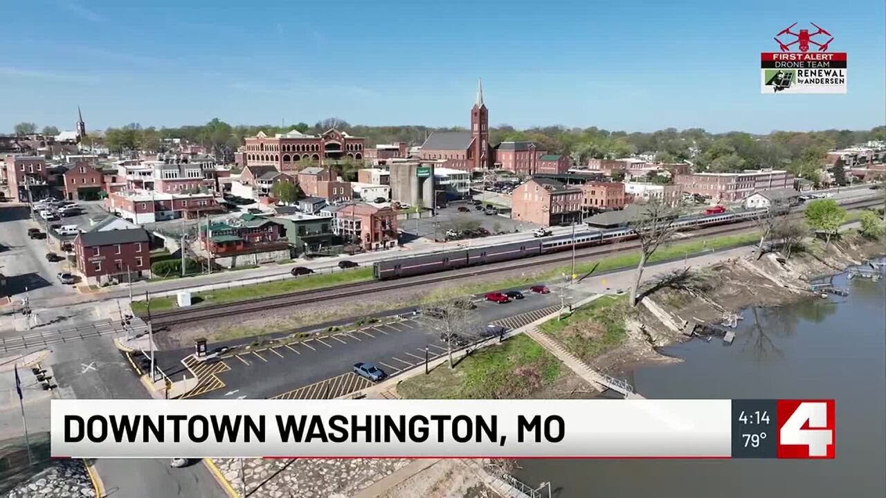 Drone 4 over downtown Washington, Missouri