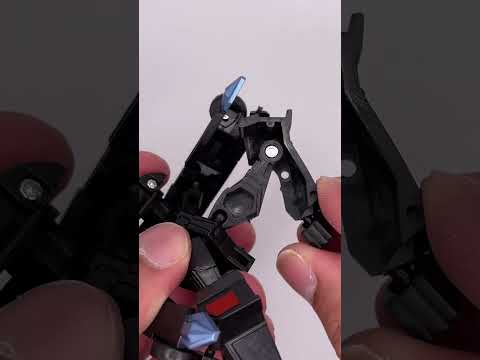 BOOTLEG TRANSFORMERS! - BARRICADE