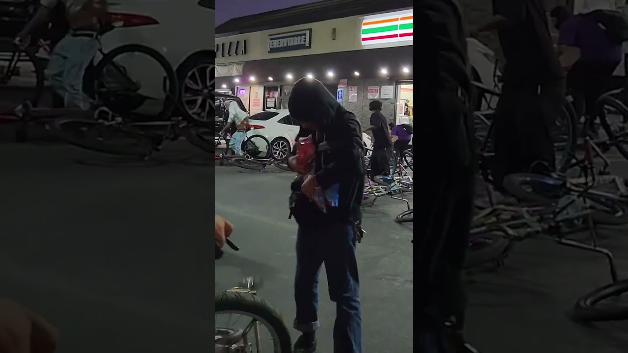 Teen flash mob robs 7-Eleven in Los Angeles, California