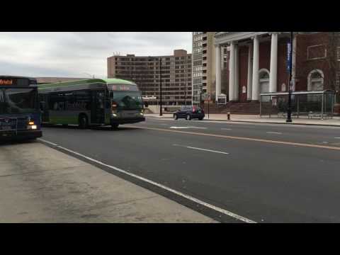 CTfastrak #1462 on Route 101