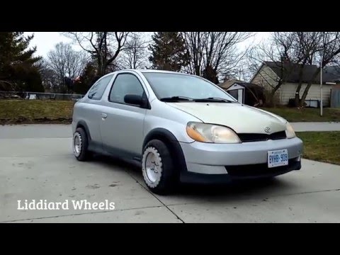 Wacky Warping Wheels Let a Car Twist and Slide in Any Direction