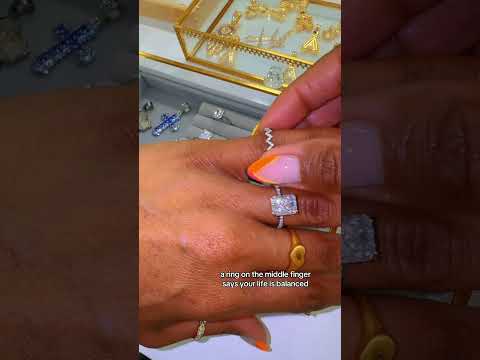 GogoLush.com✨ What wearing rings on certain fingers mean…
