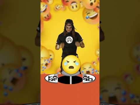 Nerd Smash 289 - LG Smile Emoji 2