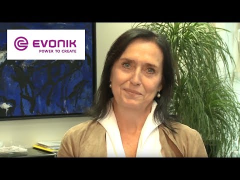 IT@Evonik - Dr. Bettina Uhlich, CIO | Evonik