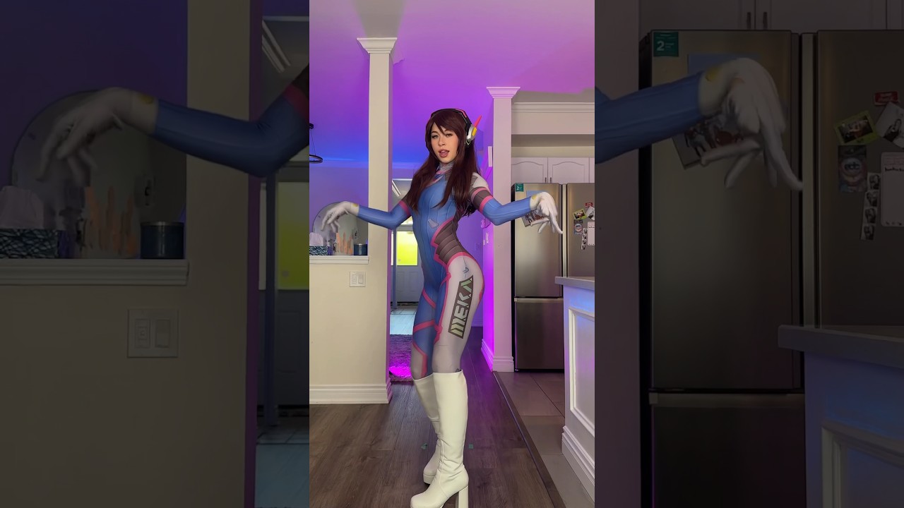 Dva cosplay dance trend to without me