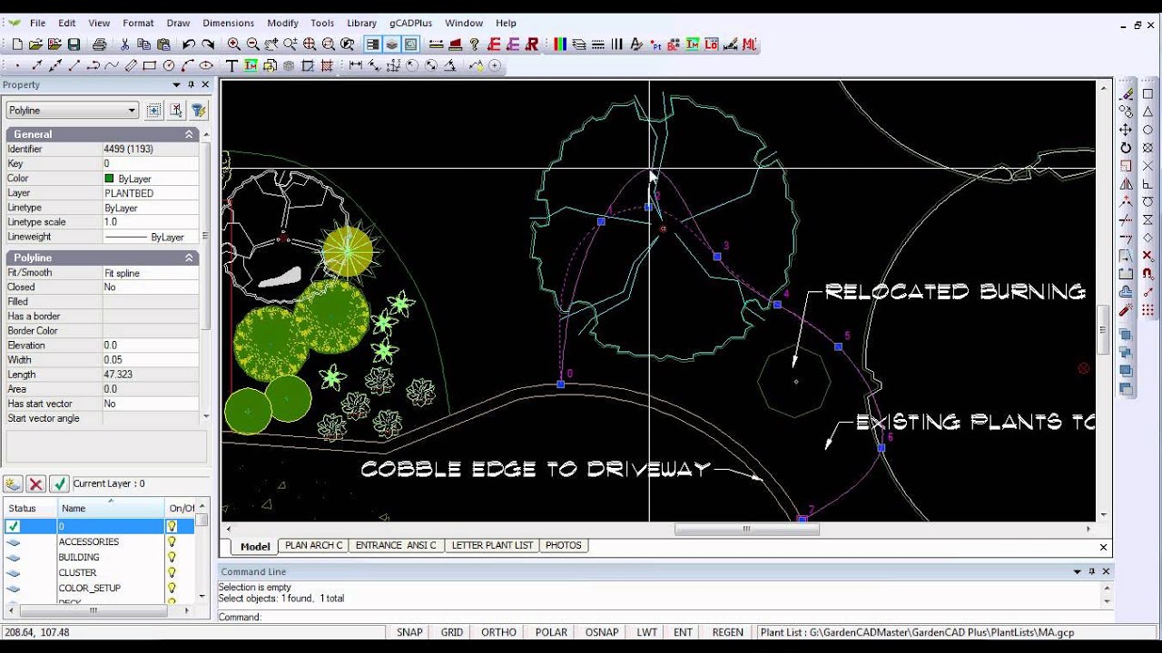 Editing a polyline in a landscape plan.