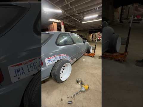 -108 offset 16x10s going on a 98 Honda Civic #stance #static #cambergang