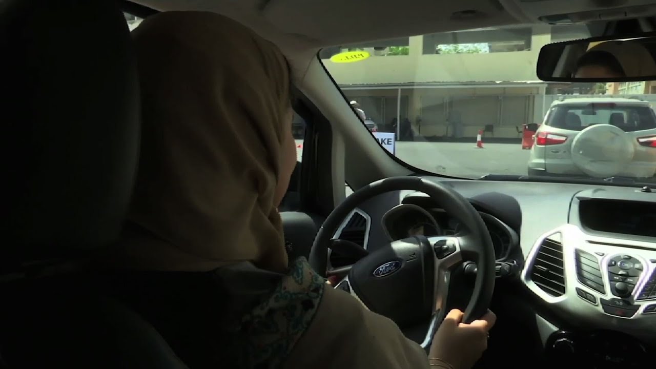 Saudi Women Ready to Test-Drive New Freedom