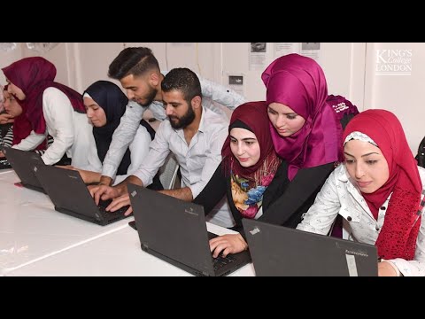 Designing an online learning course for refugees with PADILIEA and FutureLearn