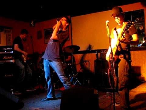 Pumps und Viagra - Bonzenparade (Live in der Tankstelle Dormagen)