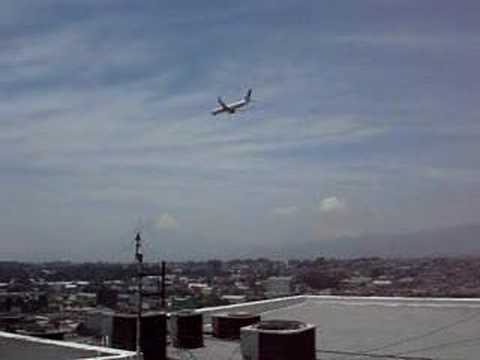 Airplane landing in La Aurora Int'l Airport, Guatemala City