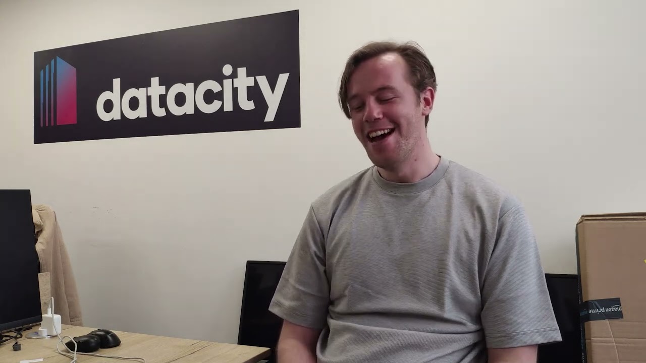 Identifying Financial Outliers in Data Explorer