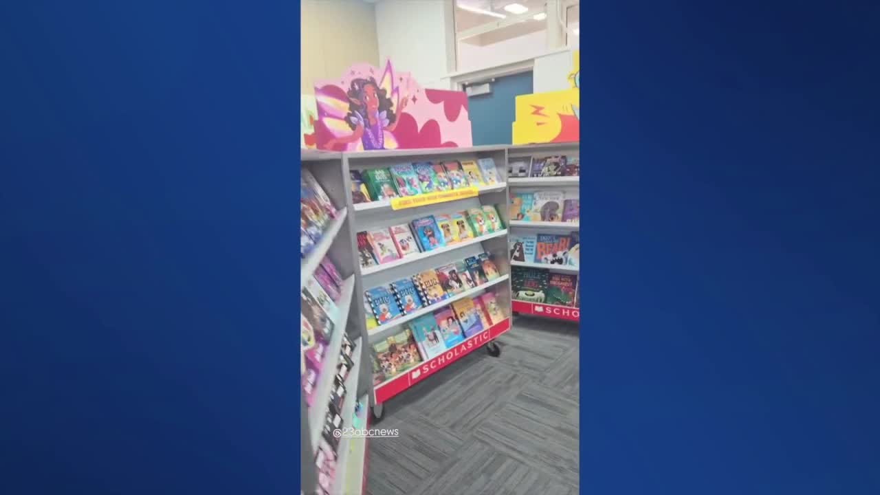 Veronica Morley gets ready for Del Vista Academy Book Fair