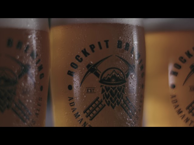 Rockpit Brewing | Rustic Neighborhood Orlando Brewery