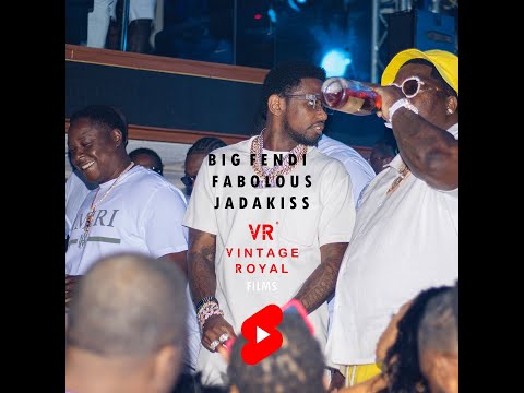 Just have to enjoy ourselves in the moment ๐ฏ #fabolous #jadakiss #bigfendi #party #vintageroyal