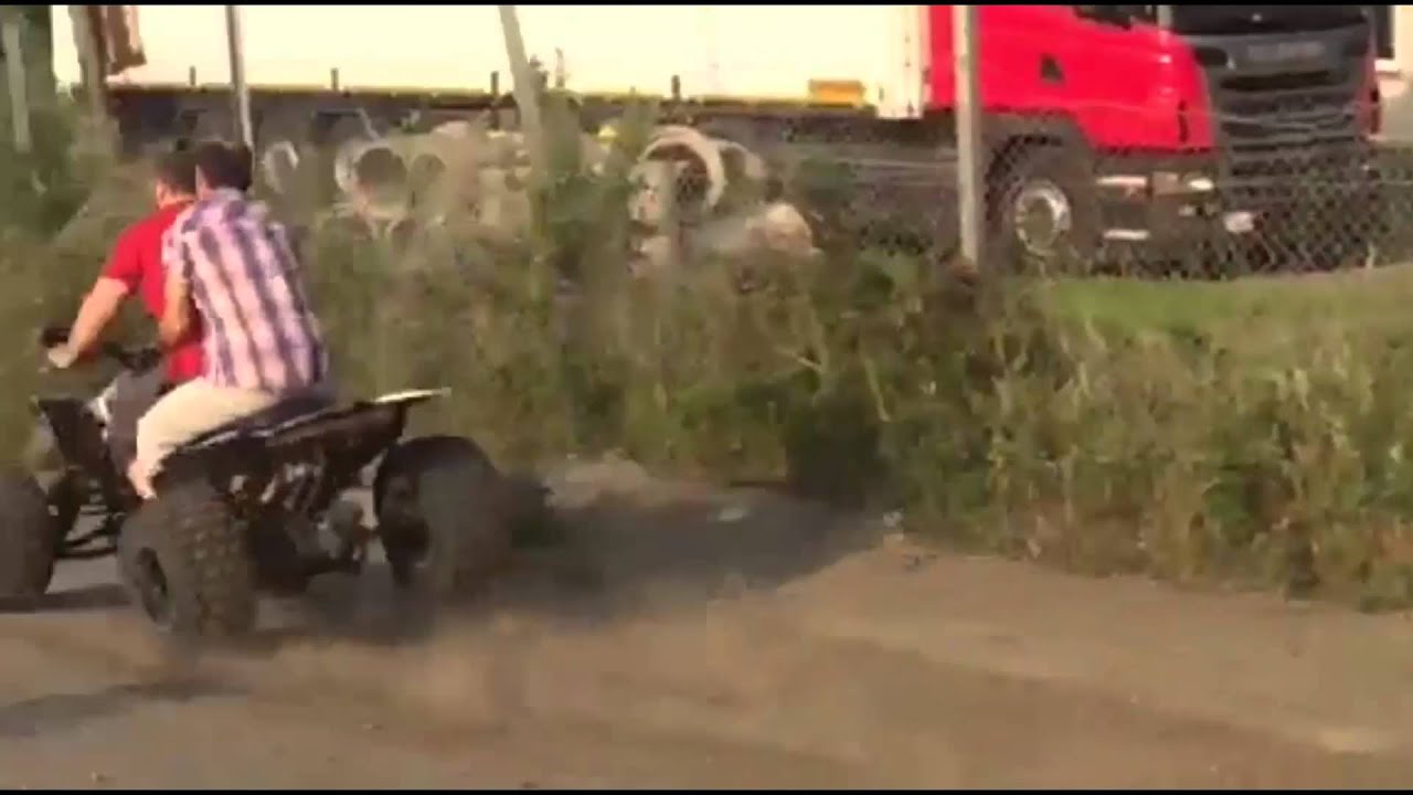 There's Much "Auch" to This Silly ATV Crash - autoevolution