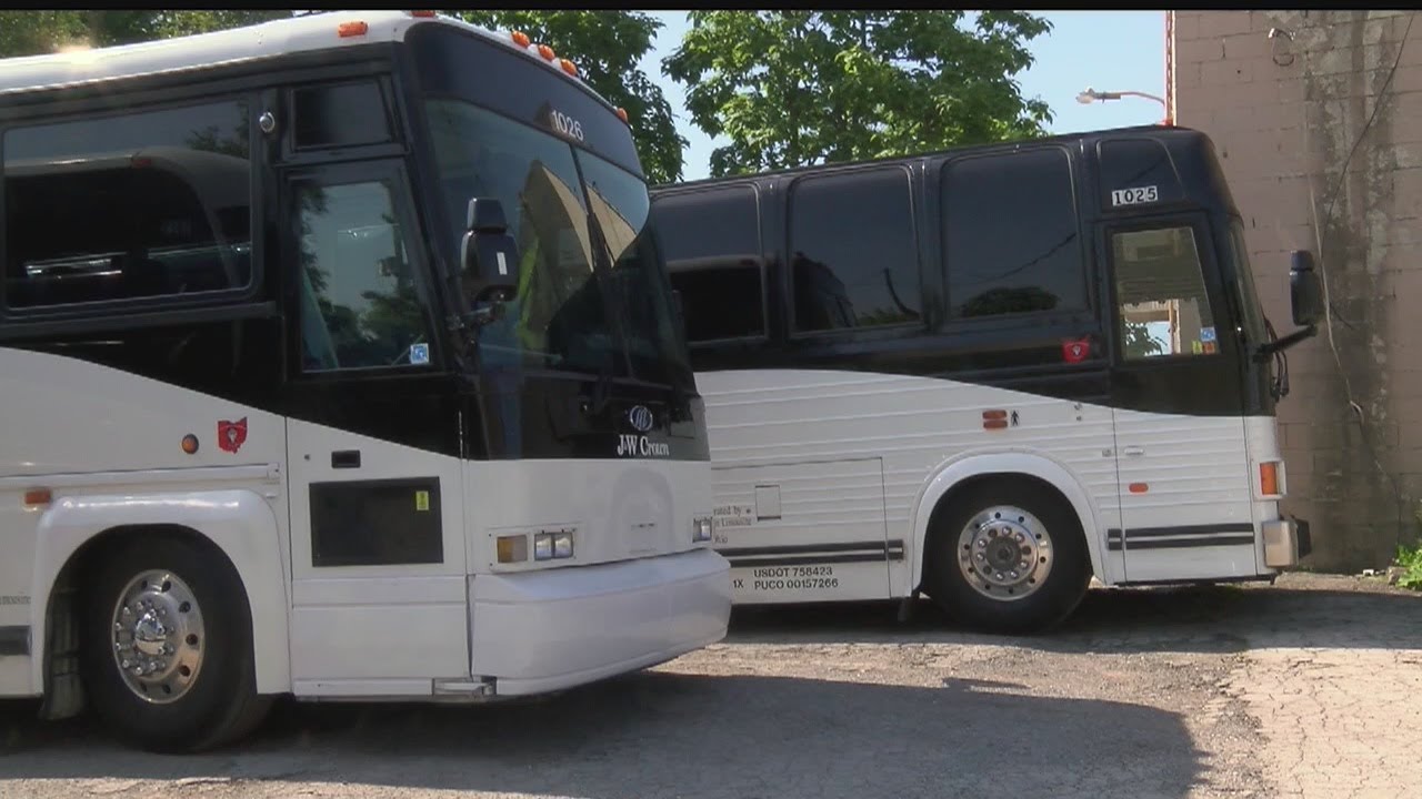 JobsNow: Coach bus drivers travel in style