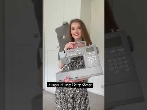 My sewing machine that I use. The singer heavy duty 8605c