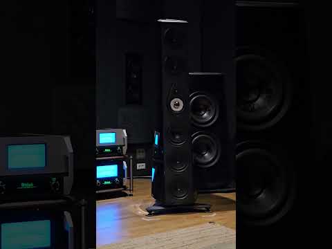 "Billie Jean" on a $1,000,000 Sonus faber/McIntosh Stereo