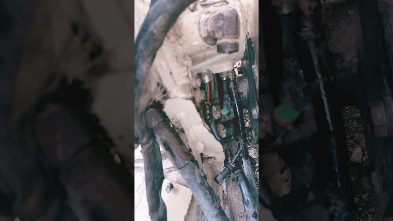 Holt Cat 259D Drive motor Speed sensor diag!! #holtcat #skidsteers #mechanic