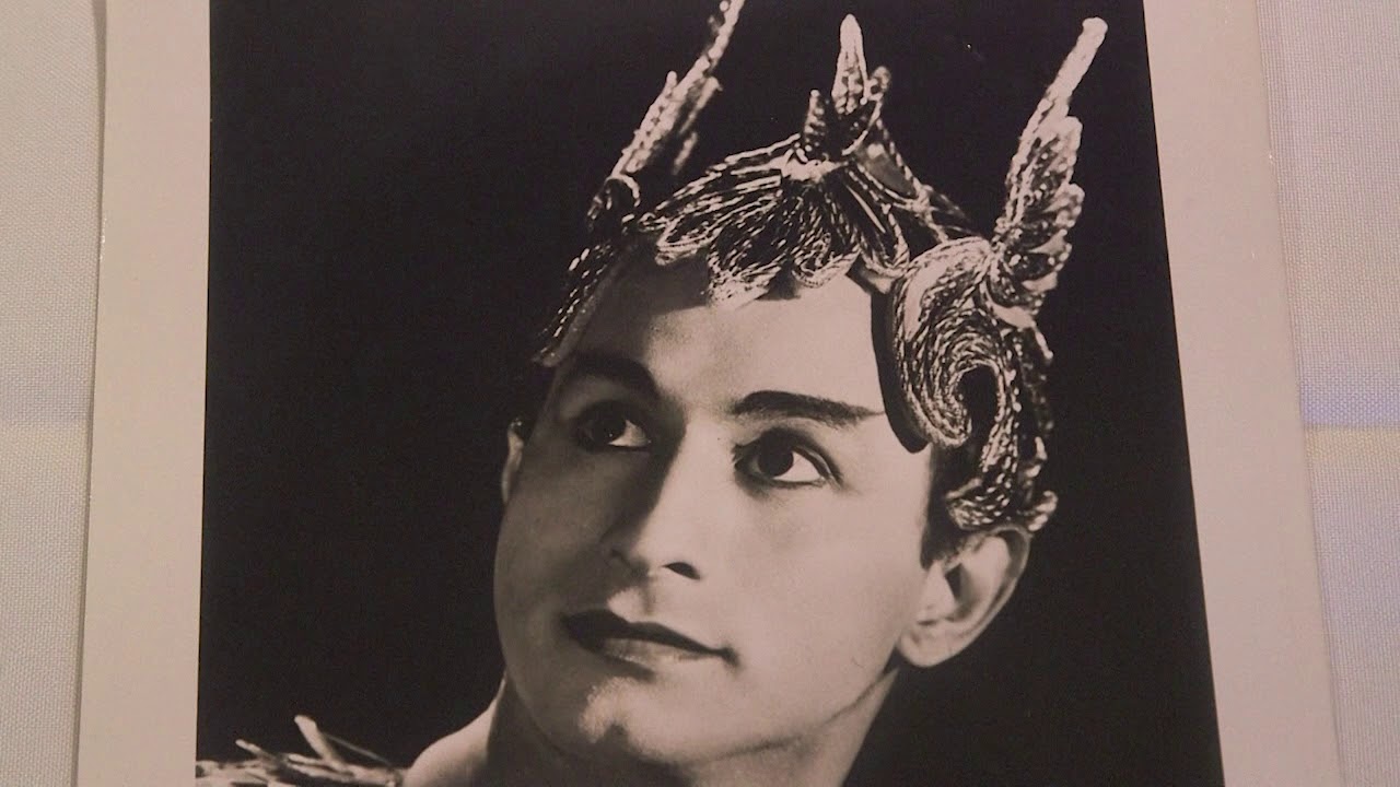 South African ballet legend Johaar Mosaval dies - Smile 90.4FM
