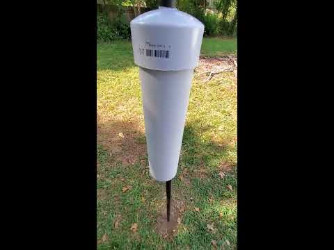 How to keep squirrels off your bird feeder! Cheap!