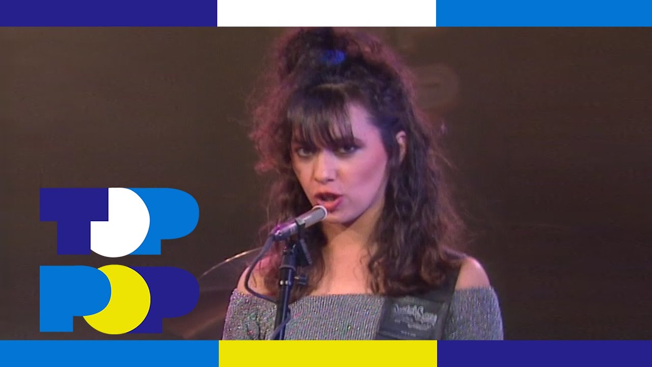 The Bangles - Walk Like An Egyptian (1987) • TopPop