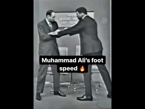 Respect 🫡 Mohammad Ali’s foot speed 🤼