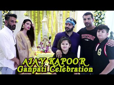 John Abraham & Sunil Shetty At Ajay Kapoor's House For Ganpati 2018 | Full Video