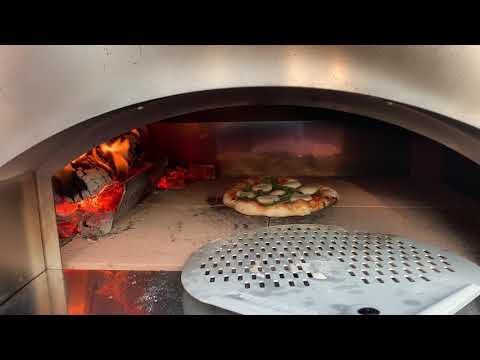 Neapolitan Pizza in Fontana