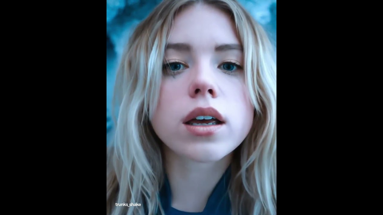Milly Alcock Supergirl kiss