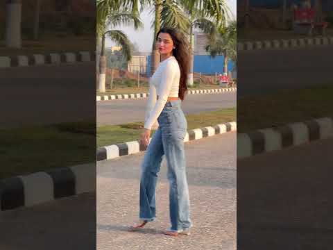 Outfit To wear baggy jeans || AI Outfits Street Fashion Look || #fashion #jeans #shorts #style