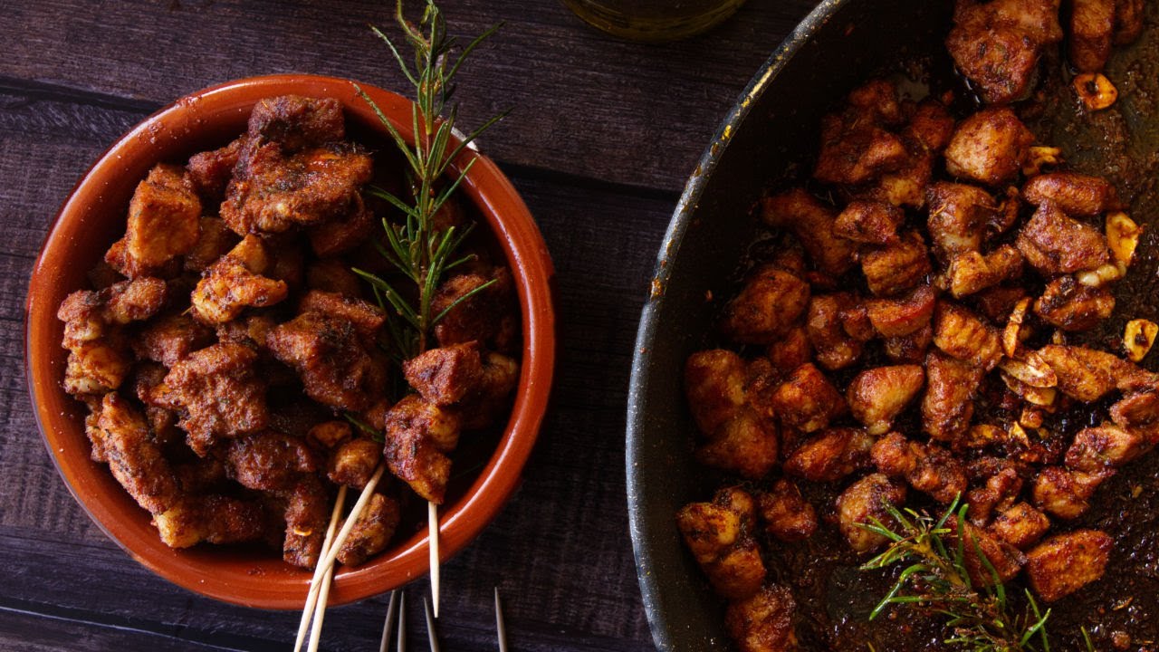 Paprika-infused Pork bites (Quick and easy tapas recipe)