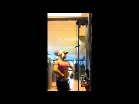 Heidi V of the Day – Female Muscle Slave