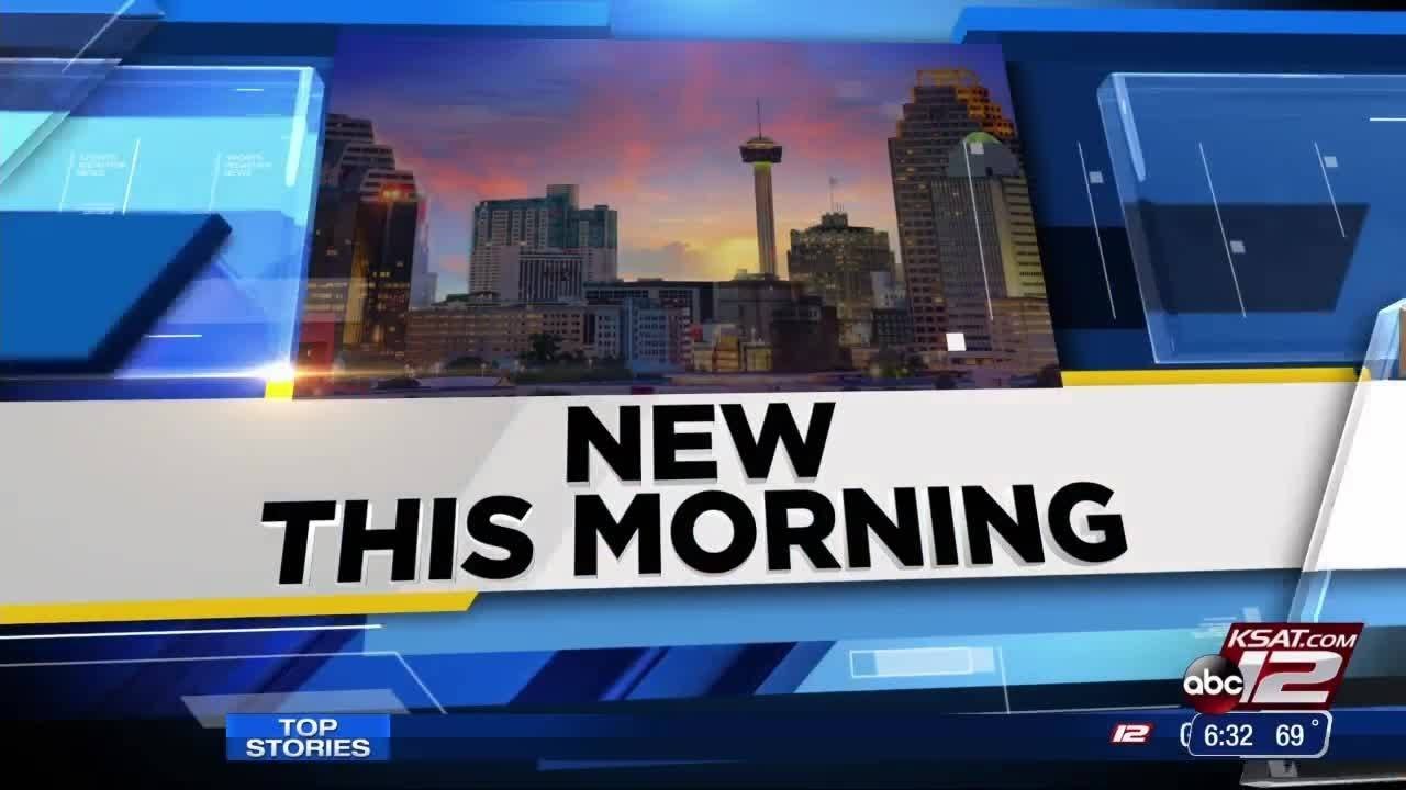 Police searching for 3 suspects in convenience store robbery