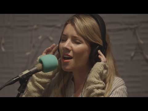 Video: Lora Kelley – “Good Men Don’t Hurt You” – Americana UK