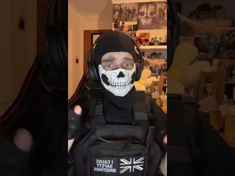 Bro looks like a thumb π || #maskedcosplayer #cod #ghost #modernwarfare #mask #masked #cosplay #oc