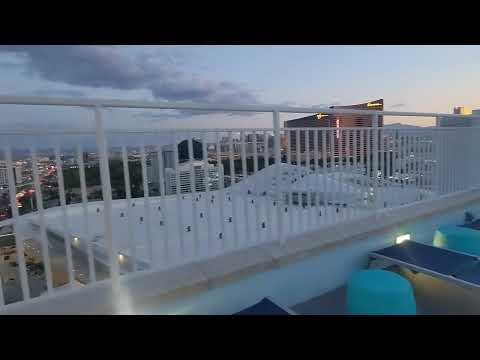 Rooftop pool at Spring Hill suites in Las Vegas