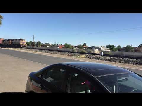 Union Pacific 7382 leads the ILXDI in El Paso TX
