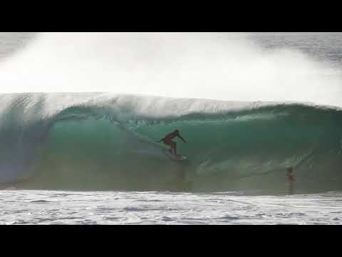 Banzai Pipeline - Hawaii