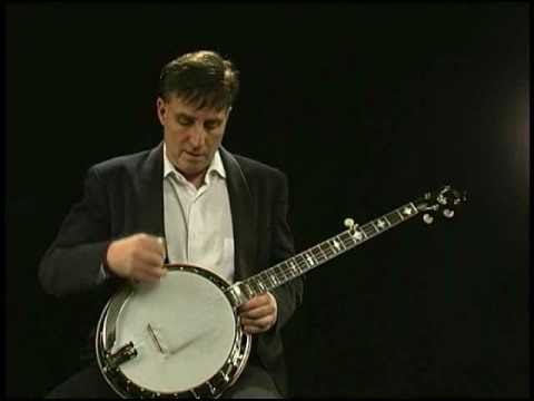 Attaching a non-cradle banjo strap | Pluck That Banjo!