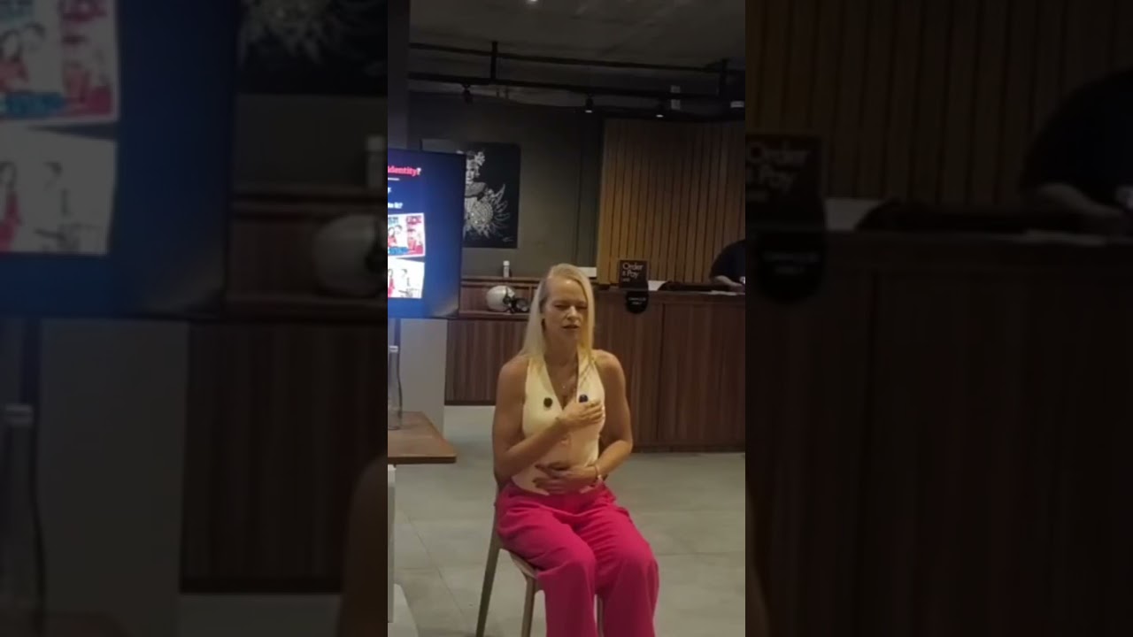 🪞 Meet Your Future Self — The Ultimate Visualization to Unlock Confidence! ✨💎